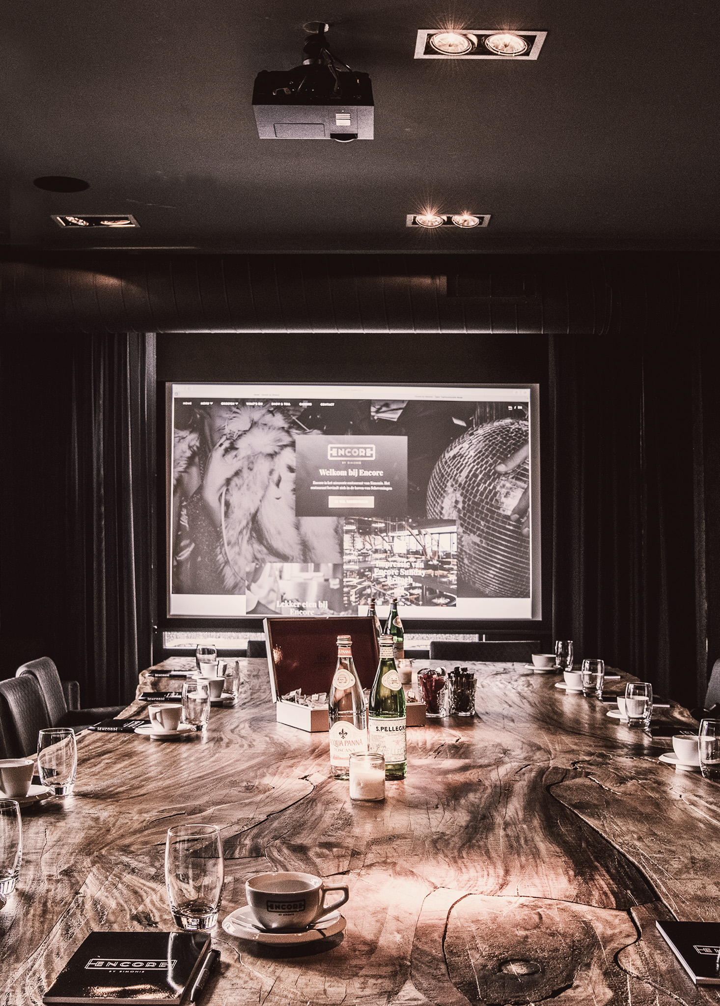 VERGADERING - Encore by Simonis